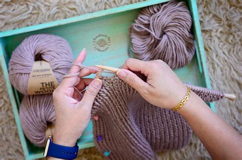 How To Knit Purl Tutorial Continental For Crocheters