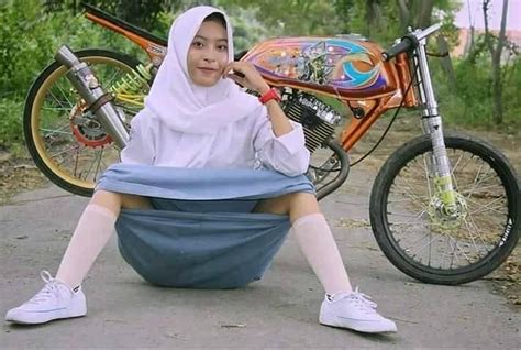 Pelakor Cantik Home Facebook