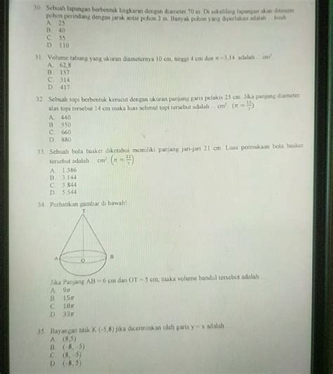 30. Sebuah lapangan berbentuk lingkaran | StudyX