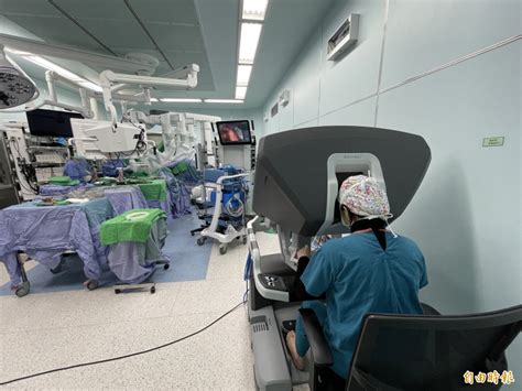 92歲嬤大腸癌第3期 達文西手術成功保住肛門 華客