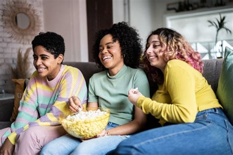 Youths Say No To Sex And Romance In Plotlines Of Tv Shows And Movies Yes
