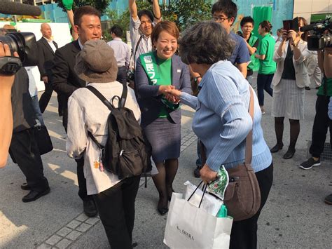 小池百合子 On Twitter 都民ファーストの会 中野区・荒木ちはるさん。 小池百合子事務所秘書として、誠心誠意尽くしてくれた秘蔵っ子