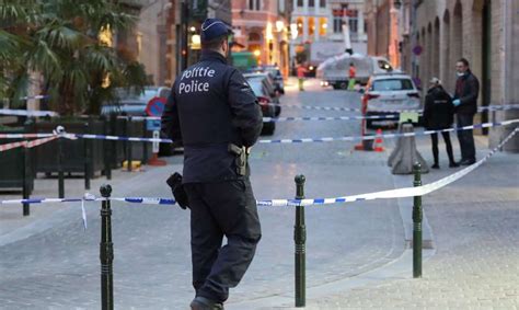 جريدة العقاريةمصرع شرطي وإصابة آخر بحادث طعن في العاصمة البلجيكية بروكسل