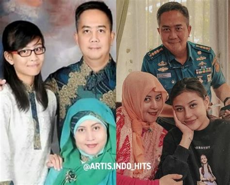 Viral Foto Jadul Awkarin Bersama Keluarga Yang Ternyata Bukan Orang Sembarangan Netizen Sebut
