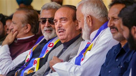 Ghulam Nabi Azad জমম ও কশমরর পরবরত উপরজযপল ক গলম নব