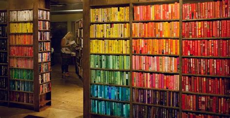 Pin By Gabriela Quintal On Amantes De La Lectura The Last Bookstore Bookstore Beautiful Library