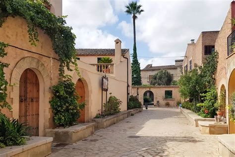 Petra Auf Mallorca Ein Authentischer Mallorquinischer Ort