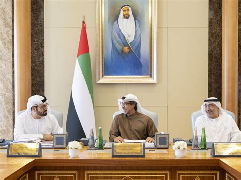 منصور بن زاید کی زیر صدارت وزارتی ترقیاتی کونسل کا اجلاس ،2023 کے لیے