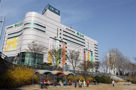 대백프라자and대백아울렛에 한섬 브랜드 대거 입점 현대와 신세계 싸움에 어부리지 네이버 블로그
