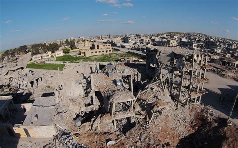 Veja fotos aéreas tiradas por brasileiro drone em Kobane fotos em Mundo g