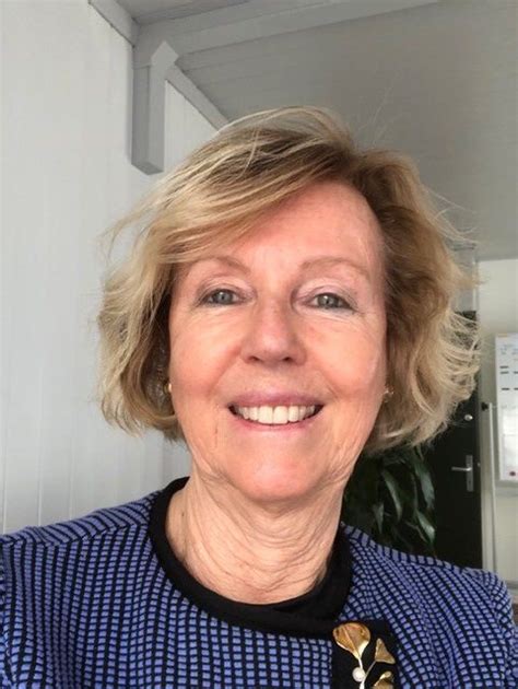 Bruna Dodic Steamiamoci