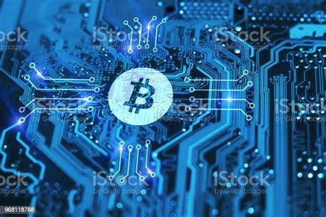 배경에 블루 집적 회로에 Bitcoin 현금 Cryptocurrency 개념 Blockchain 기술 개념입니다 숨은 참조 또는