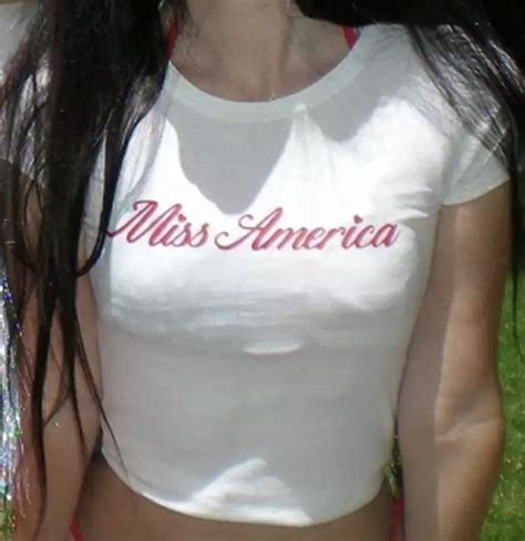 Vintage Americana Aesthetic Red Aesthetic Lana Del Rey Vinyl Born To