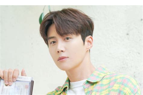 Siapa Pacar Kim Seon Ho Sekarang Korea Id