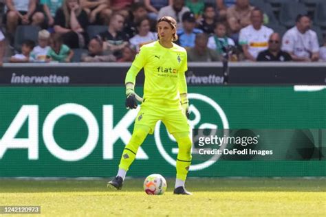 Goalkeeper Yann Sommer Of Moenchengladbach Photos And Premium High Res