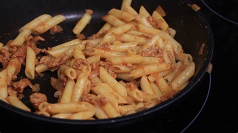 Macarrones con tomate - Taperway - - YouTube