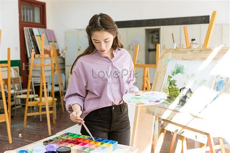 문학 소녀 그림 사진 무료 다운로드 Lovepik