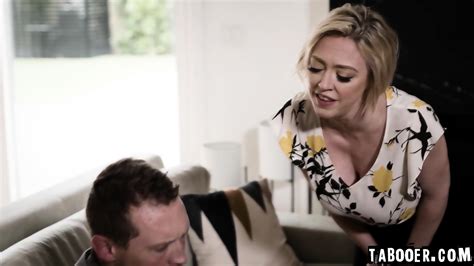 Dee Starts Coming Onto Pierce To Make Him Doubt His Marriage Eporner