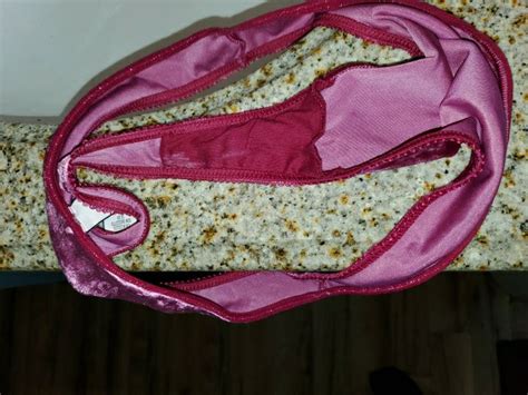 Moms New Vs Thong Scrolller