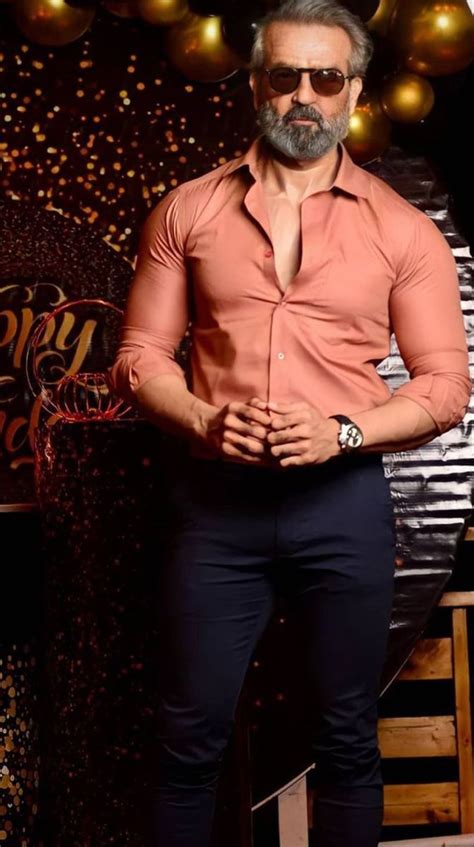Pin On Toque De Estilo Business Casual Attire For Men Stylish Men Casual Men Stylish Dress
