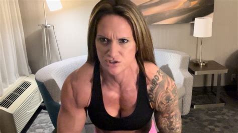 Aggressive Fbb Cant Get Enough Pump With Push Ups Rage Taperedphysique Clips4sale