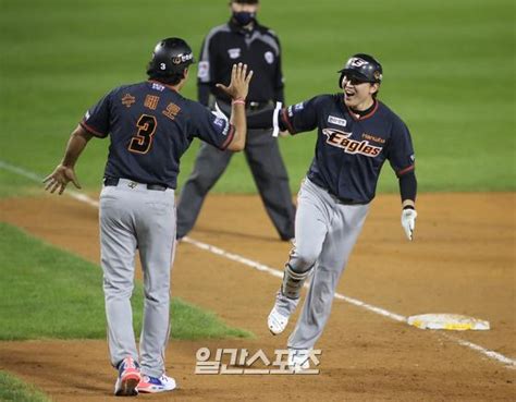포토 정은원짜릿한 3점포 네이트 스포츠