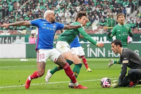 【画像】【j1第1節】横浜が東京vに逆転勝ち。京都は劇的at弾で柏とドロー決着｜ニフティニュース
