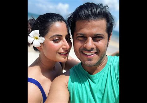 Khatron Ke Khiladi 13 Aishwarya Sharma Turns Up The Heat In A Monokini
