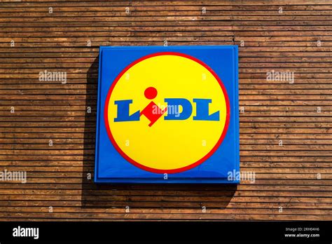 Lidl Logo Hi Res Stock Photography And Images Alamy