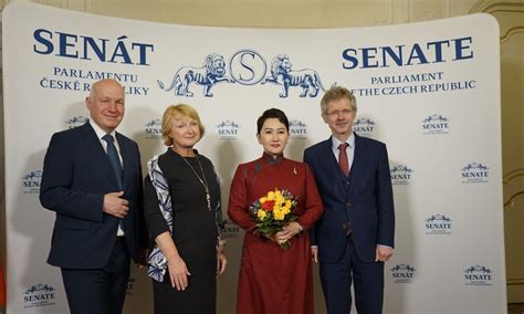 Гадаад харилцааны сайд Б Батцэцэг Бүгд Найрамдах Чех улсын Сенатын