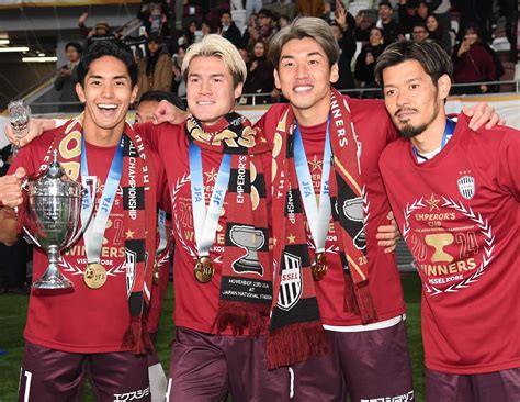 天皇杯優勝🏆 最高のチームメイト、サポーターみんなのお陰です 本当にありがとう もう一つ、必ず掴み取ろう。