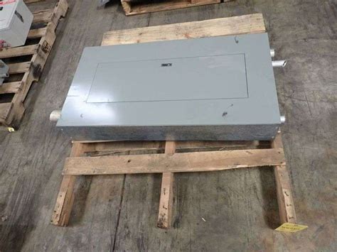 Square D Panelboard With Circuit Breakers Yellow Tag Auctions