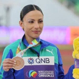 Letícia Oro Melo conquista medalha de bronze no salto em distância pelo Mundial de Atletismo