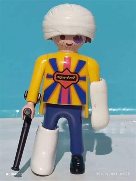 PLAYMOBIL FIGURINE ACCIDENTÉE Malade Hélicoptère Sauvetage Docteur 3845