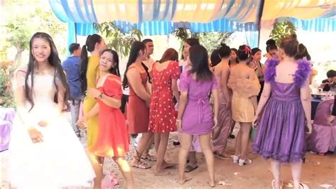 ក្រមុំស្អាតៗរាំលេងកំសាន្តសប្បាយៗក្នុងពិធីមង្គលការ ស្រុកអង្គរជុំ ខេត្តសៀមរាប Youtube