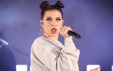Mae Muller To Represent The UK At Eurovision 2023 With I Wrote A Song