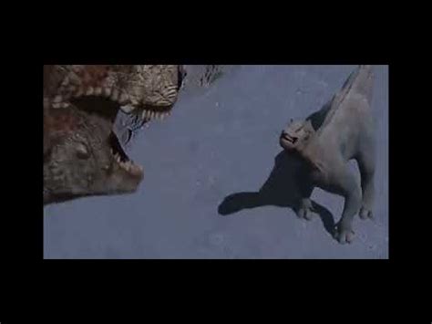 Dino Battle Disney Carnotaurus Vs Aladar Youtube