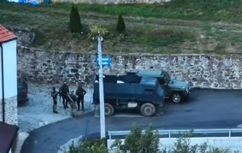 У Косово правоохоронці знешкодили озброєну групу Мілітарний