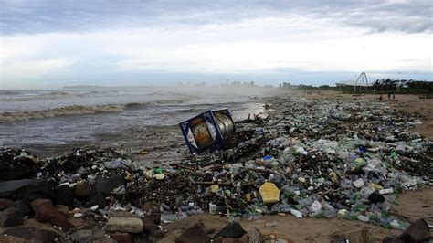 Comment l IA aide à détecter le plastique dans les océans EPFL