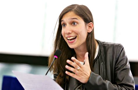 PD Elly Schlein Si Candida E Al Monk Esplode Bella Ciao