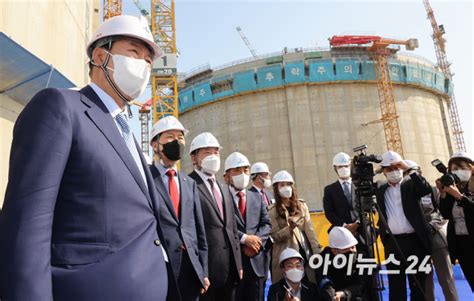포토 윤석열 당선인 동북아 오일·가스허브 건설 현장 방문
