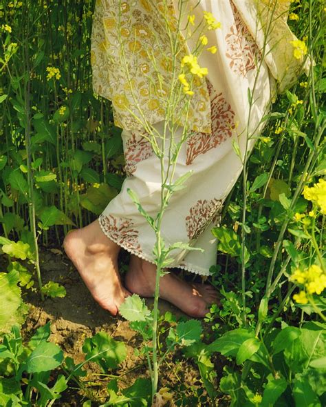 Karman Kaur Miglanis Feet