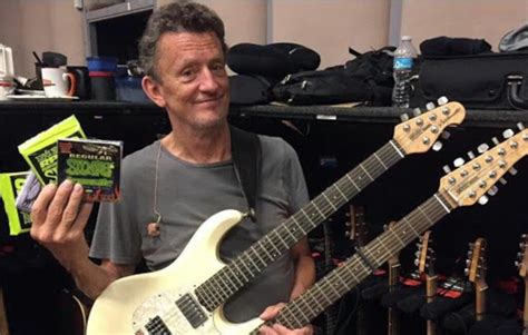 Longtime Eagles Country Guitarist Steuart Smith Retires Due To