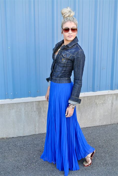 I May Have To Invest In A Good Denim Jacket Again Modest Outfits