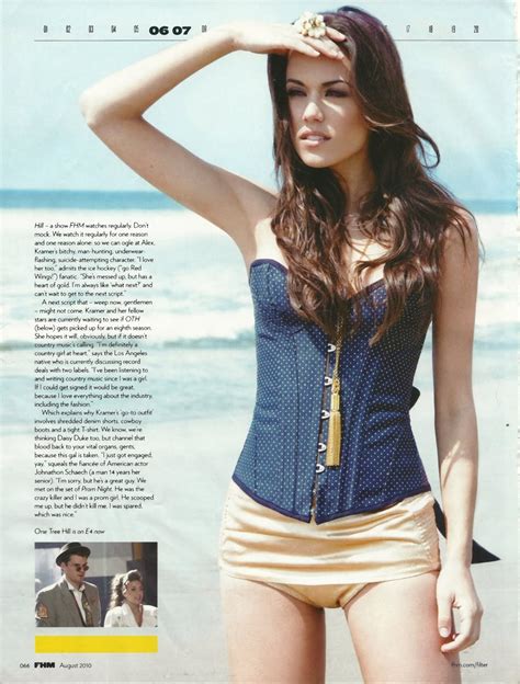 Jana Kramer Picture
