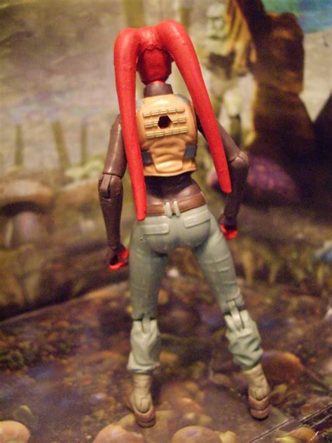 Nerd Digital Fanzine • Twilek Smuggler