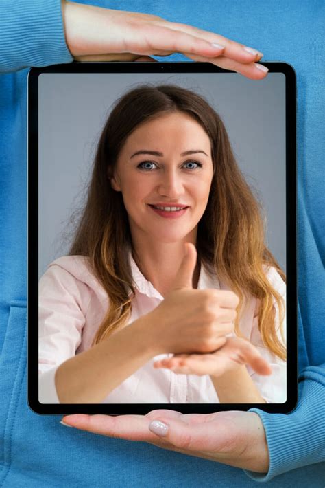 Video Remote Interpreting Vri Services For Asl And See Hri Cart