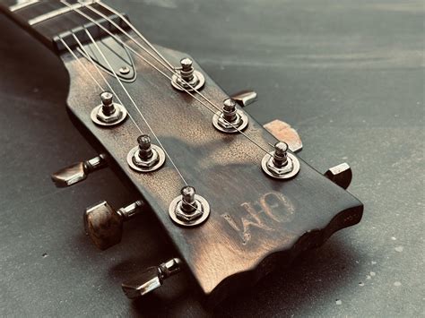 ember relic on this sg r guitars