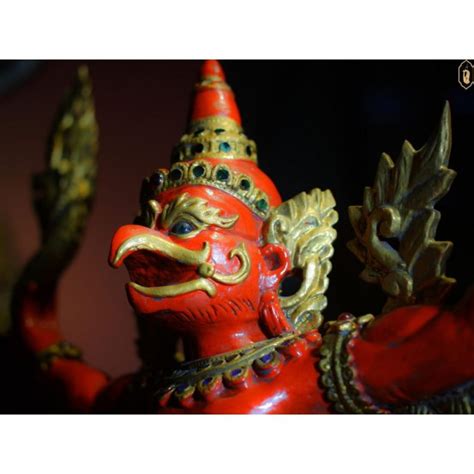 พญาครุฑไม้สัก ครุฑยุดนาค