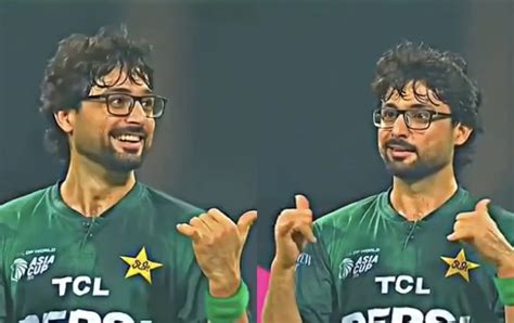 Asia Cup 2025 [watch] Abrar Ahmed Mocks Wanindu Hasaranga After